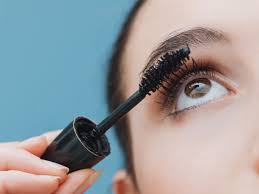 Tips Make up Saat Terburu buru – Majalah Sunday