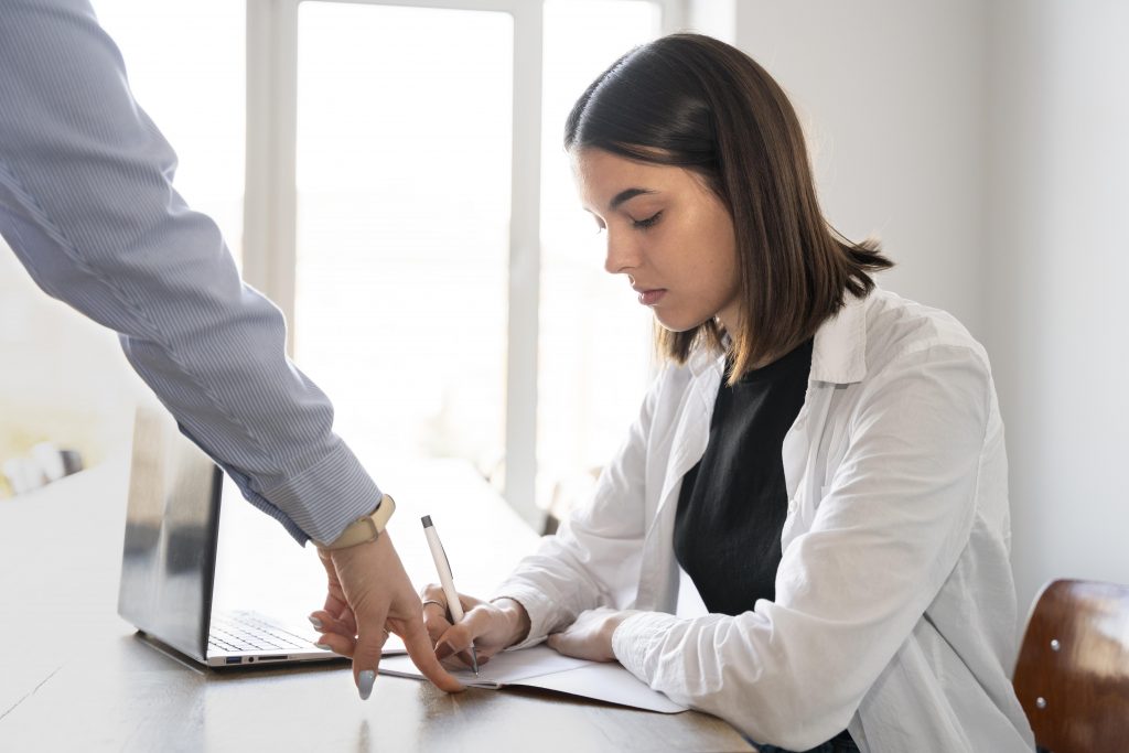 Karma Dan Bully - Majalah Sunday Majalah Sunday